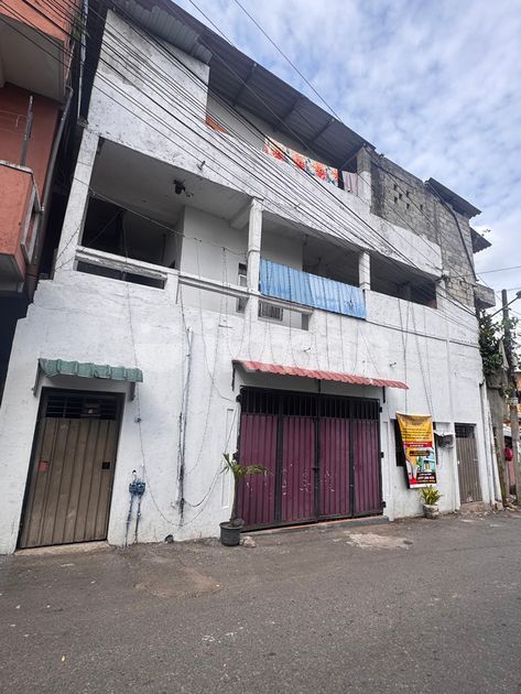Land With Three Story Building for Sale in Borella | ikman