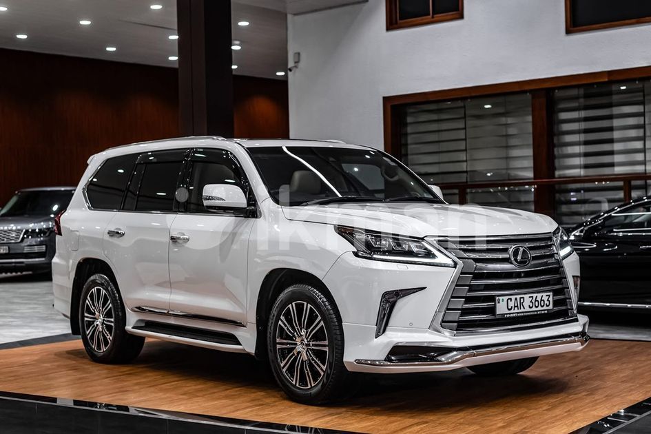 Lexus LX570 5.7L V8 2017 විකිණීමට | කොහුවල | ikman