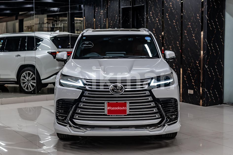 Lexus LX600 executive lounge 2023 for Sale in Colombo 5 | ikman