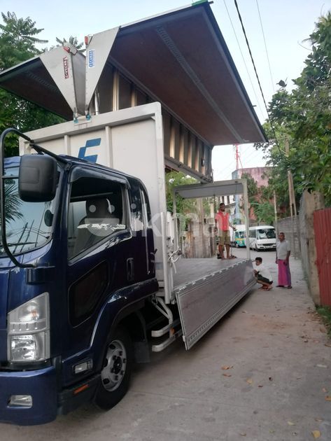 Lorry For Hire 22.5ft With Movers for Sale in Kurunegala City | ikman