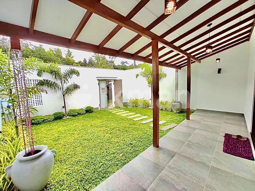 Luxury Brand New Architect Design Single Story House Kesbewa | ikman