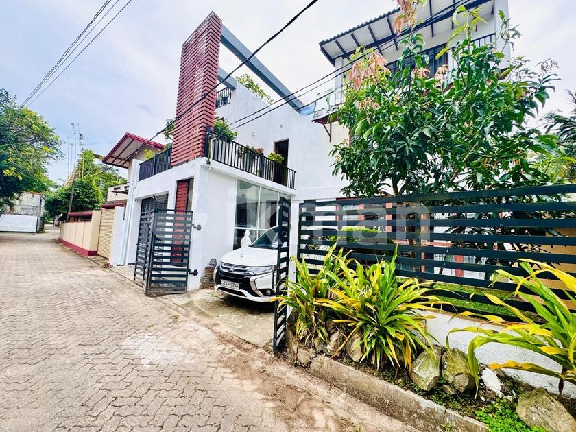 Luxury Furnished 5 Bed House for Rent Battaramulla | ikman