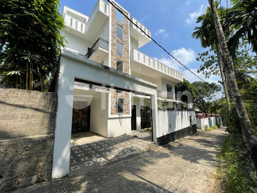Luxury House - Brand New From Malabe Arangala 10 perch | ikman