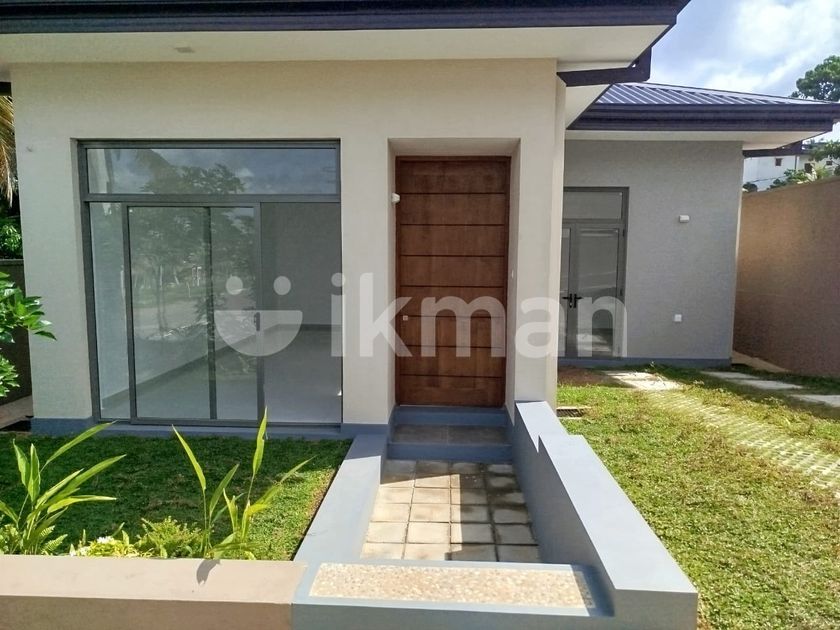 Luxury House For Sale Gampaha Town | ikman