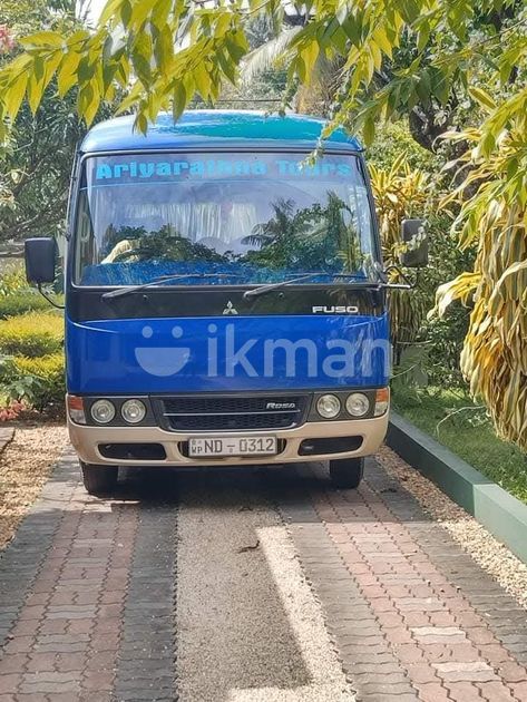 Luxury Mitsubishi Rosa A/C Bus for Hire for Sale in Kaduwela | ikman