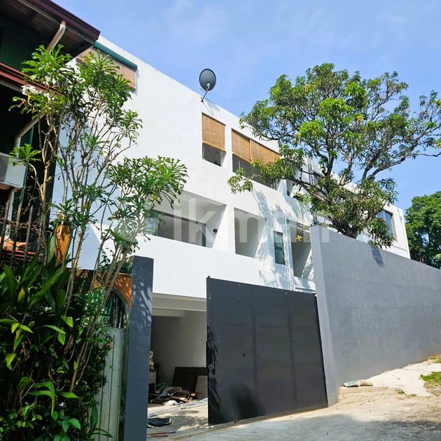 Luxury Three-Bed Apartment for Sale at Boutique Complex Pelawatte | ikman