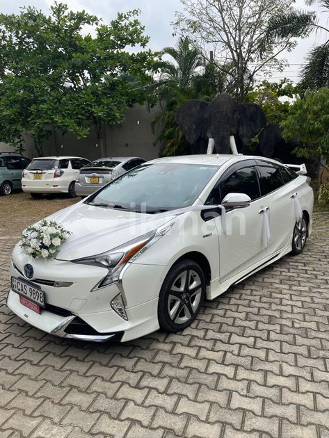 Luxury Wedding Car For Rent in Kelaniya | ikman