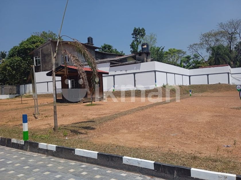 මාලඹේ නගරයෙන්ම ඉඩමක් (S20) | ikman