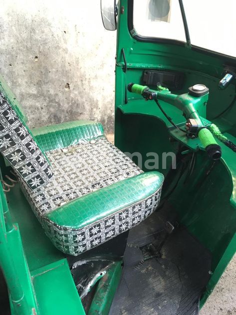 Bajaj RE Three Wheeler 2005 in Sainthamaruthu | ikman