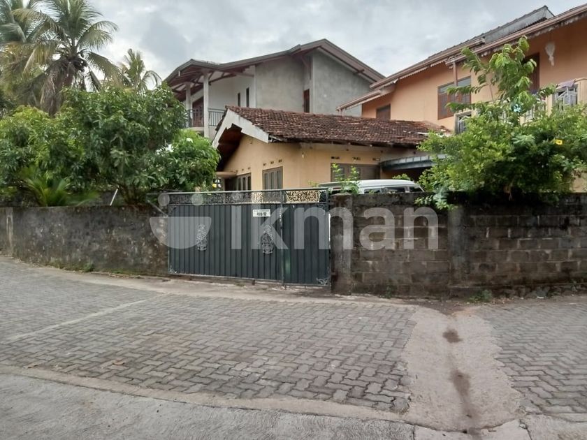 Malabe : 4Br (11.17P) Two Houses for sale near Athurugiriya Road | ikman