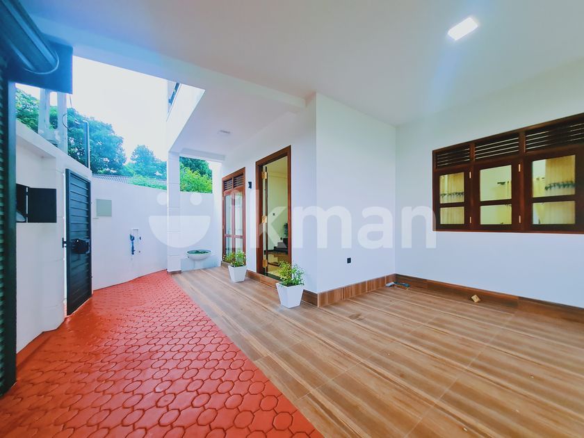 Malabe Hokandara, Brand New 2 Storied House | ikman