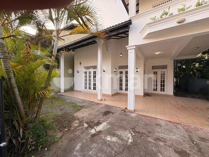 Malabe Mihidu Mawatha Luxury Two Story House For Rent | ikman