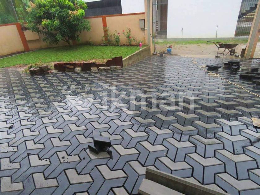 Malaysian Grass Interlock Paving Landscaping Design | Dompe | ikman
