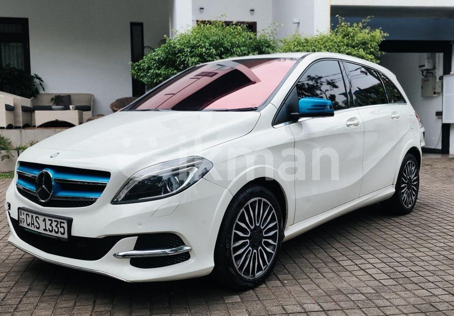 Mercedes Benz B250e 2016 for Sale in Maharagama | ikman