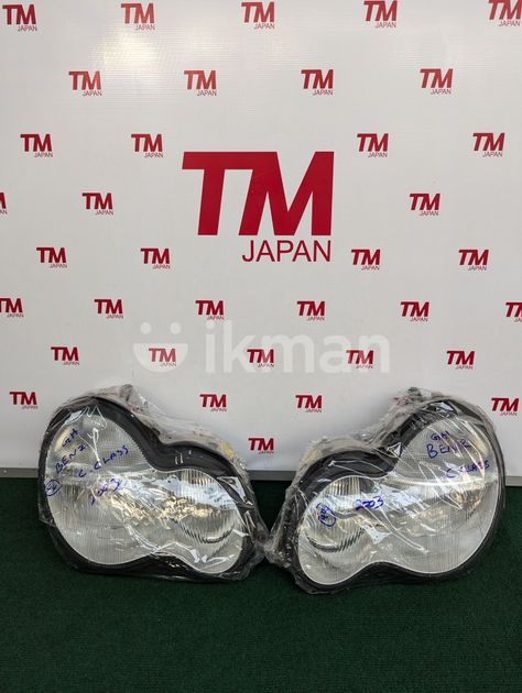 Mercedes Benz C-class W203 Headlight for Sale in Nugegoda | ikman