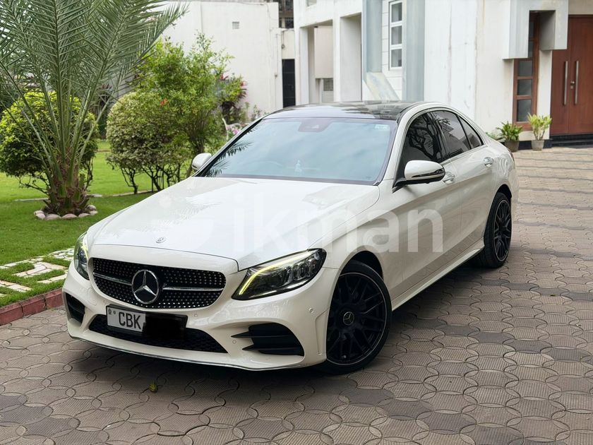 Mercedes Benz C200 PREMIUM PLUS AIRMATI 2019 for Sale in Dehiwala | ikman