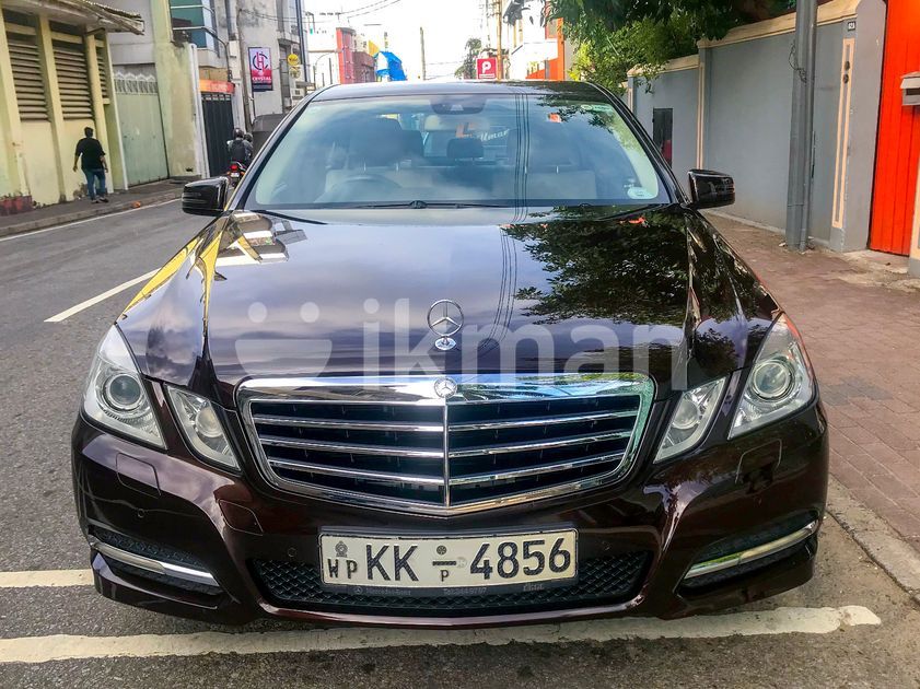 Mercedes Benz E200 2010 for Sale in Battaramulla | ikman