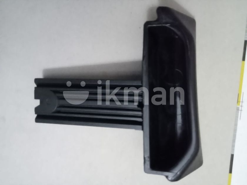 Mercedes Benz W 202 Hand Brake Release Handle in Talawatugoda | ikman