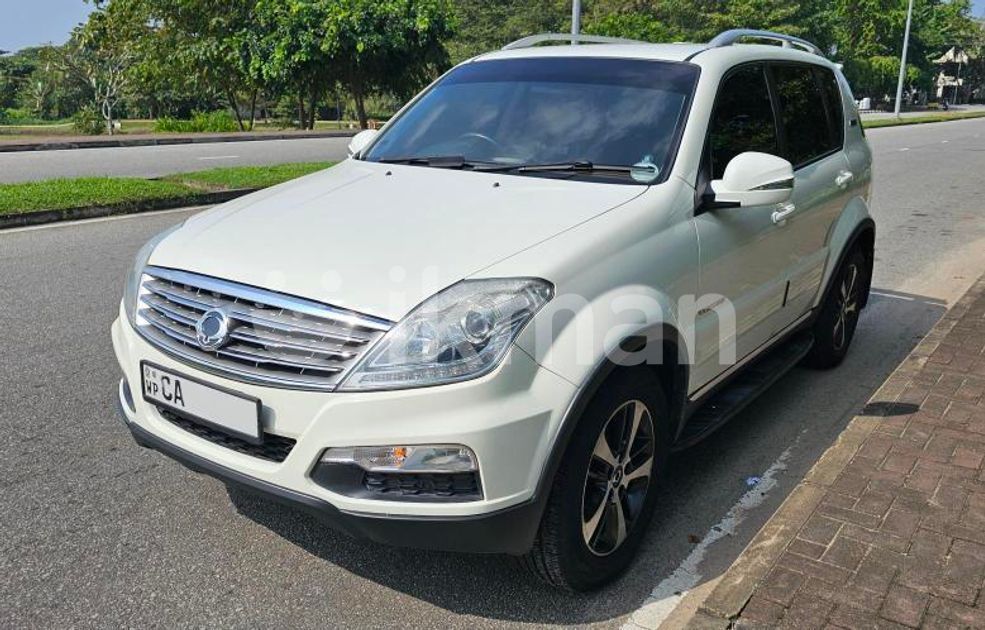 Micro Rexton DIESEL 2L 2016 for Sale in Colombo 4 | ikman