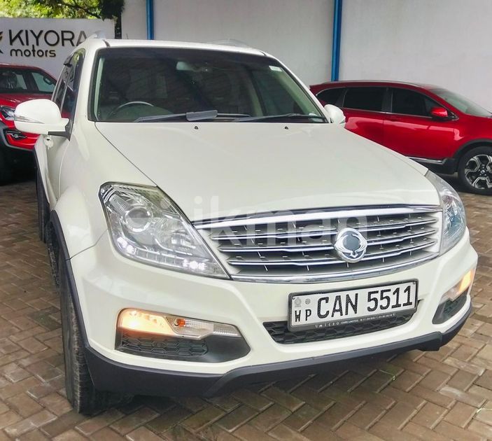Micro Rexton W 2015 for Sale in Malabe | ikman