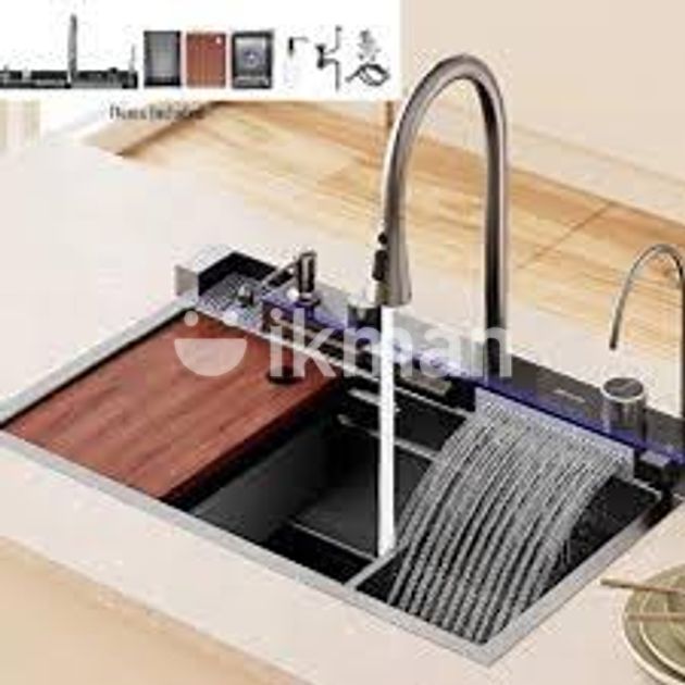 Milano Kitchen Sink Stainless Steel Water Fall Display 75X46 Blue Whale ...