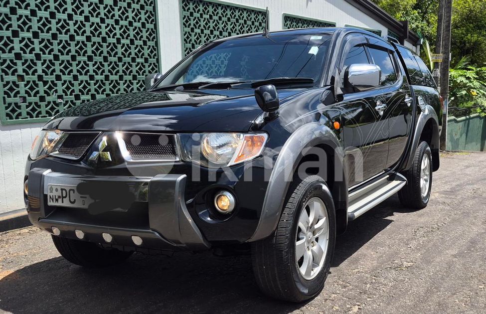 Mitsubishi L200 Animal 4WD 2007 for Sale in Pannipitiya | ikman