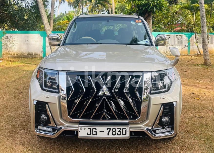 Mitsubishi Montero 75 2003 for Sale in Negombo | ikman
