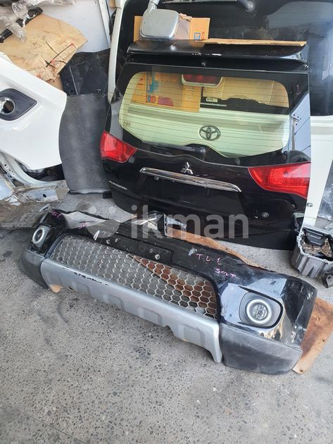 Mitsubishi Montero Sport Genuine Front Bumper for Sale in Boralesgamuwa ...