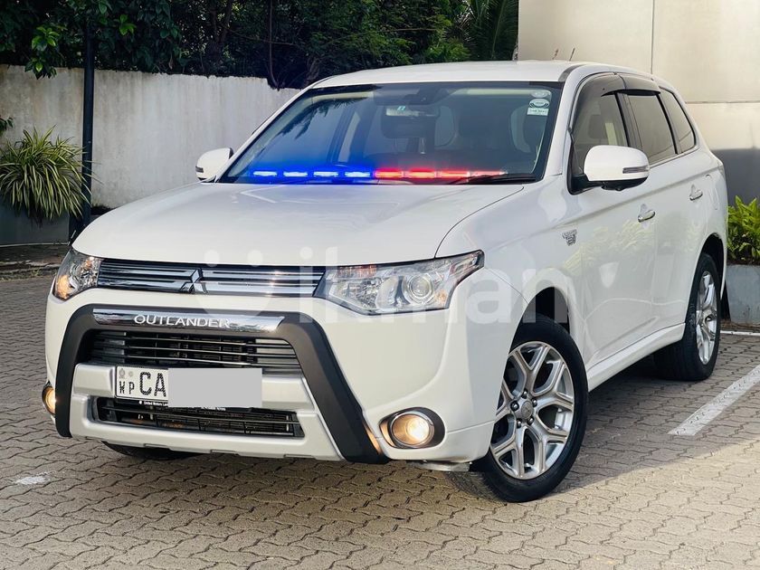 Mitsubishi Outlander 2013 විකිණීමට | පානදුර | ikman