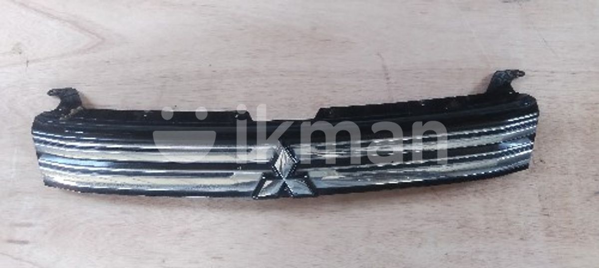 Mitsubishi Outlander GG2W Front Shell for Sale in Dehiwala | ikman