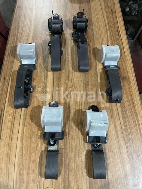 Mitsubishi Pajero Intercooler V46 Seat Belt Set For Sale In Mawathagama