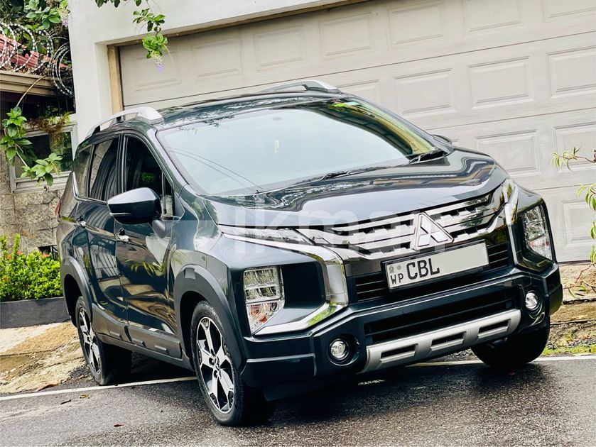 Mitsubishi Xpander Cross 7-Seater 2020 විකිණීමට | කොහුවල | ikman