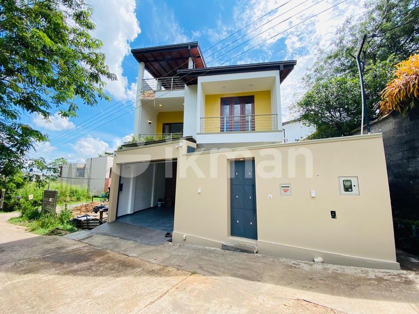 Modern 3-Storey Luxury House For Sale – Malabe | ikman