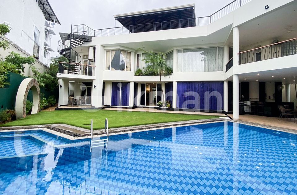 Modern Design Luxury 3 Story House For Sale In Nawala | ikman
