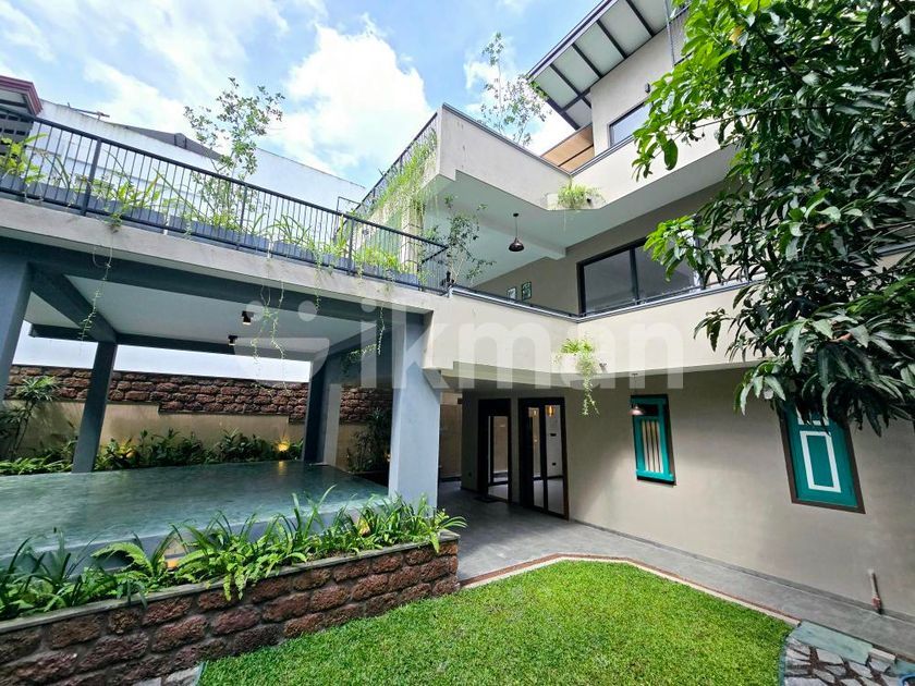 Modern Designed Luxury 3 Story House For Sale Battaramulla | ikman