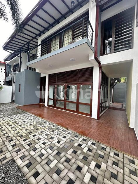 Modern Two-Storey House for Sale – Mirihana, Nugegoda (EM118RK) | ikman