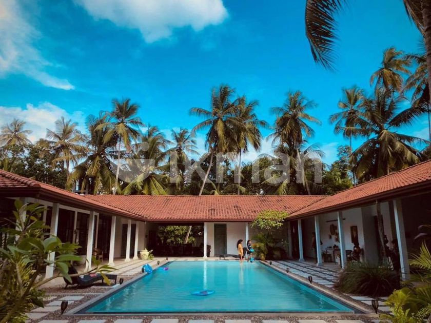 MODERN VILLA FOR RENT IN KATUNAYAKE - CC582 | ikman