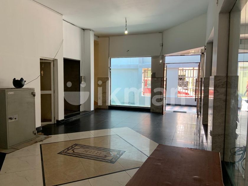 Mount Lavinia 8000 sq ft Commercial Building for Sale | ikman
