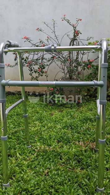 Moving Walker with Wheels for Sale in Colombo 8 | ikman