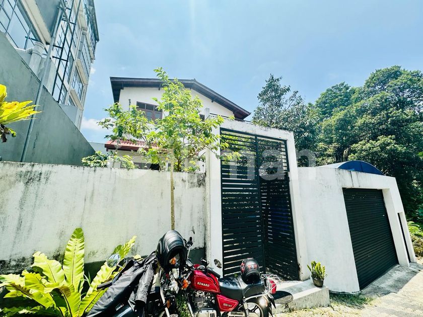 (MR111) Two Storey House for Rent in Malabe town | ikman