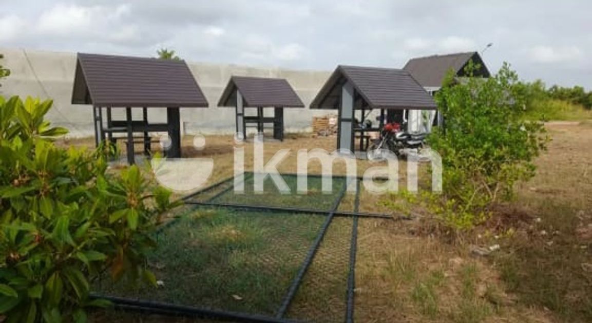 Negombo Logon front facing 70 Perch Land for sale | ikman