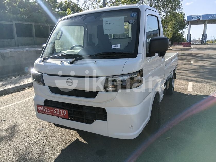 Nissan Clipper NT 100 S Grade 2026 | Kiribathgoda | ikman