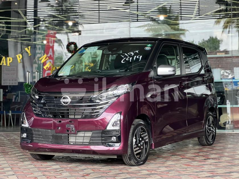 Nissan Dayz Hightway Star Custom 2023 for Sale in Kaduwela | ikman