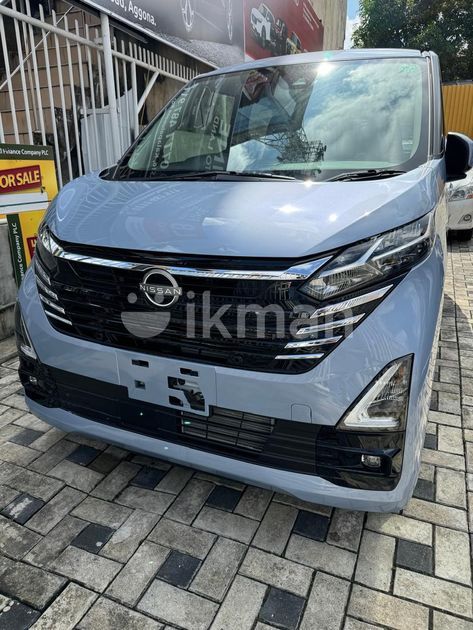 Nissan Dayz Highway Star X 2024 for Sale in Rajagiriya | ikman
