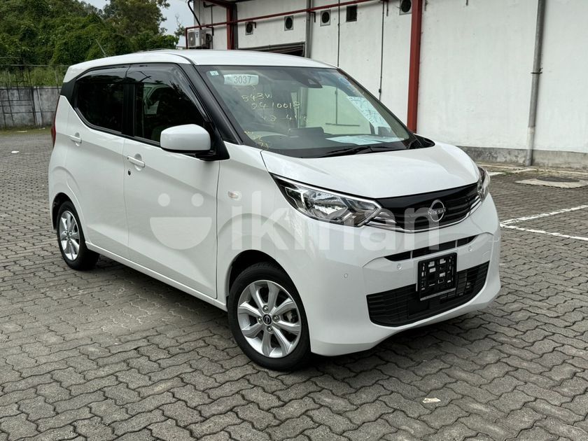Nissan Dayz X Push Start 2024 for Sale in Malabe | ikman