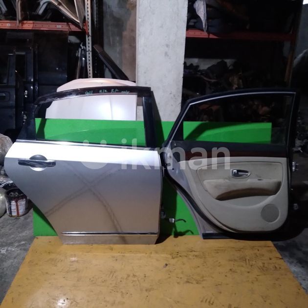Nissan G11 Two Rear Door panel for Sale in Dehiwala | ikman