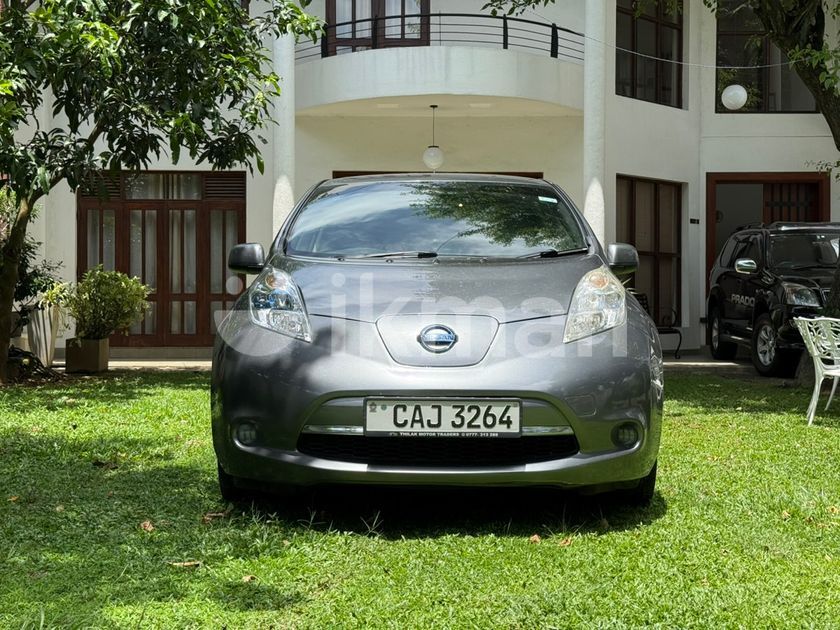Nissan Leaf ZAA AZEO 2015 for Sale in Nugegoda | ikman