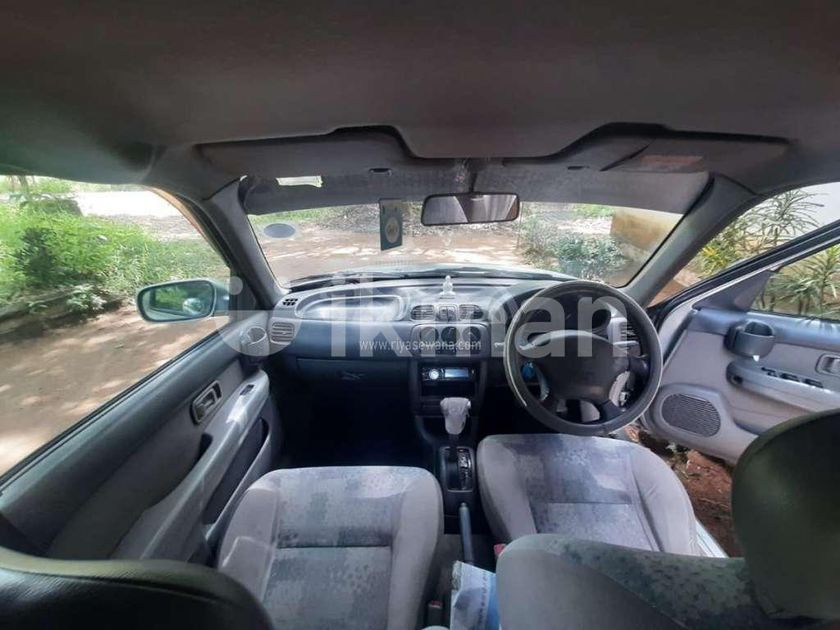 Nissan March 2000 for Sale in Kotte | ikman