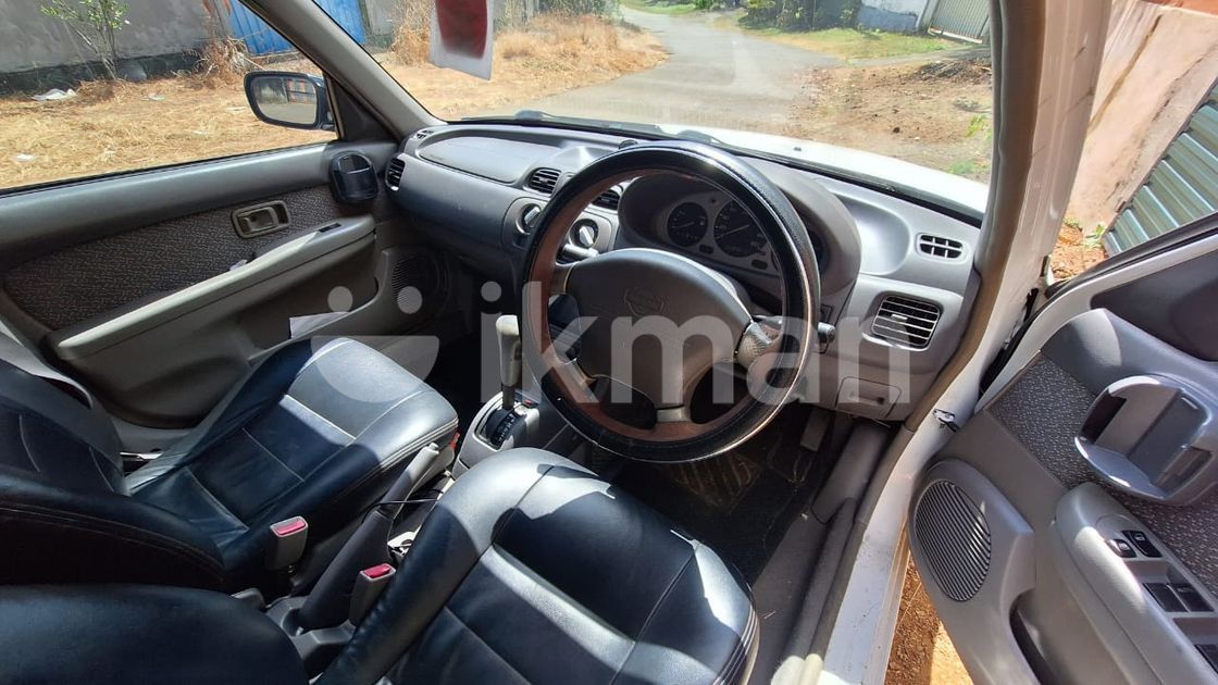 Nissan March 2001 for Sale in Kottawa | ikman