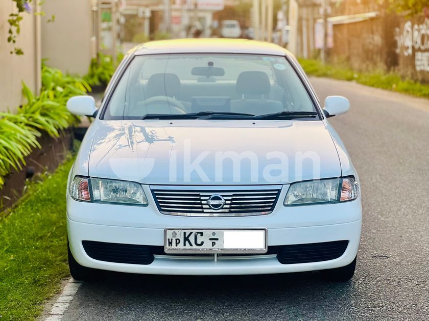Nissan Sunny FB15 2003 for Sale in Negombo | ikman